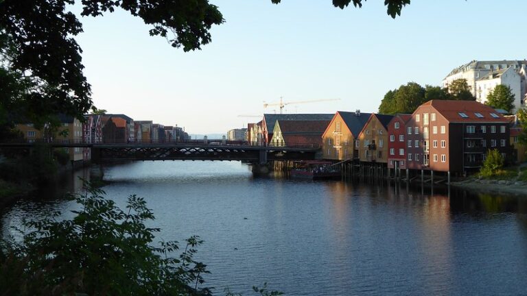 KLM Royal Dutch: Portland – Trondheim, Norway. $552 (Basic Economy ...